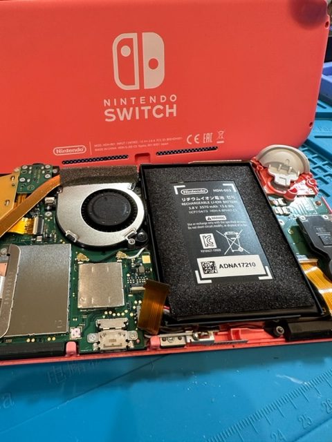【大高店】SwitchLiteバッテリー交換 緑区よりご来店 | iPhone修理・iPad修理 スマートクール イオンモール大高店・イオンモール熱田店